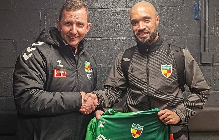 Byron Moore commits to Nantwich Town with new contract