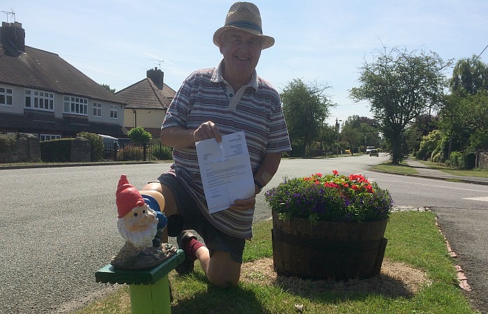 offensive gnomes in wistaston led to CEC letter - Nantwich News